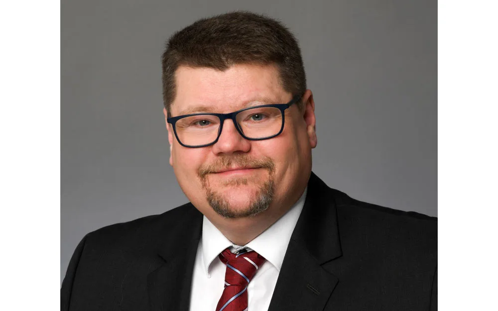 Executive Search for Automotive, Industrial/Off-Highway - DELTACON ...